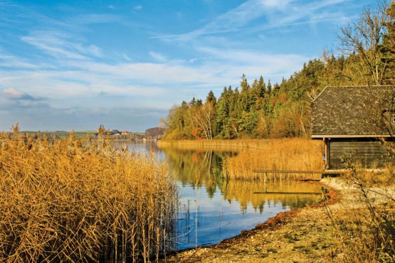 Rund um den Tachinger See - Wandern | KOMPASS